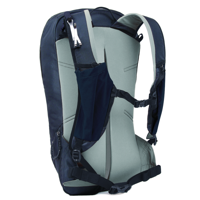 Sac à dos Blue Ice Taka 22 - La Haute Route - Paris - La Haute Route ...